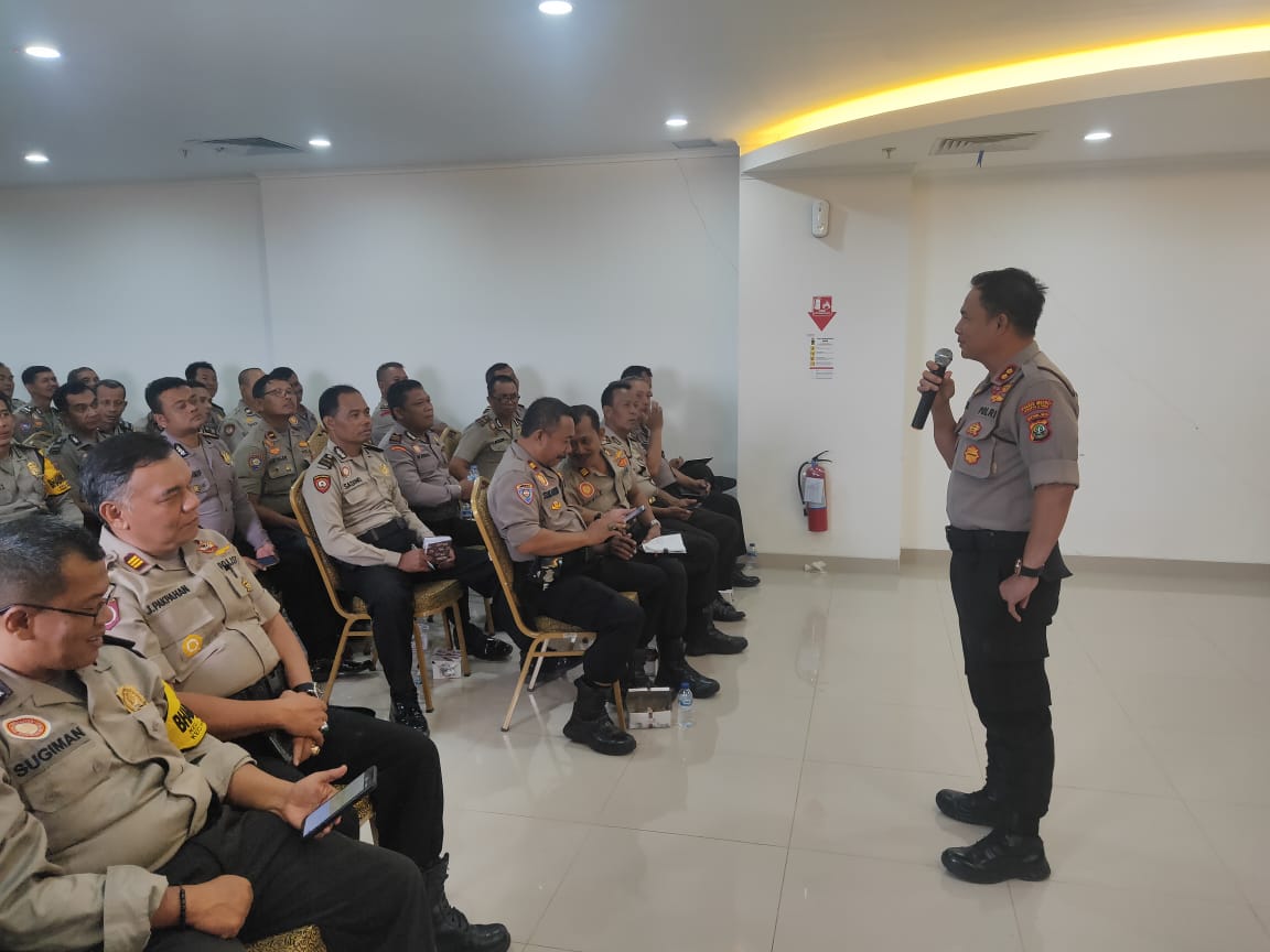 Polres Kota Bekasi Gelar Kegiatan Analisa Evaluasi Bulanan Fungsi ...