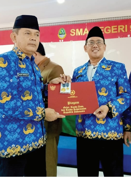 Penghargaan Satyalancana Karya Bentuk Apresiasi Serta Penghormatan ... Penghargaan Satyalancana Karya Bentuk Apresiasi Serta Penghormatan ...